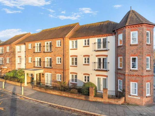 2 Bedroom Property