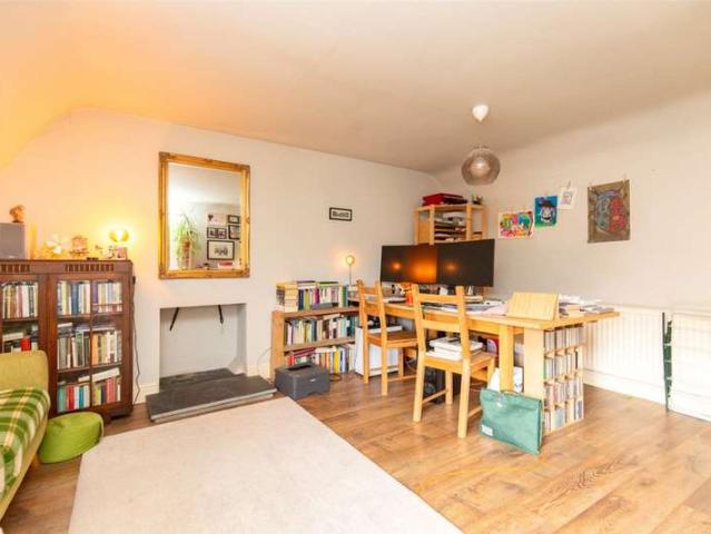 2 Bedroom Property