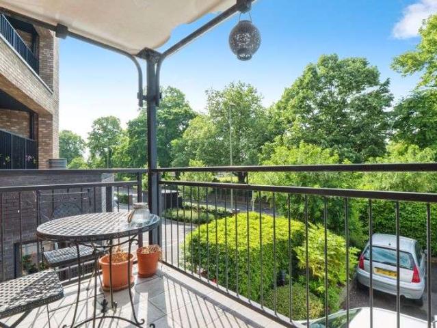 2 Bedroom Property