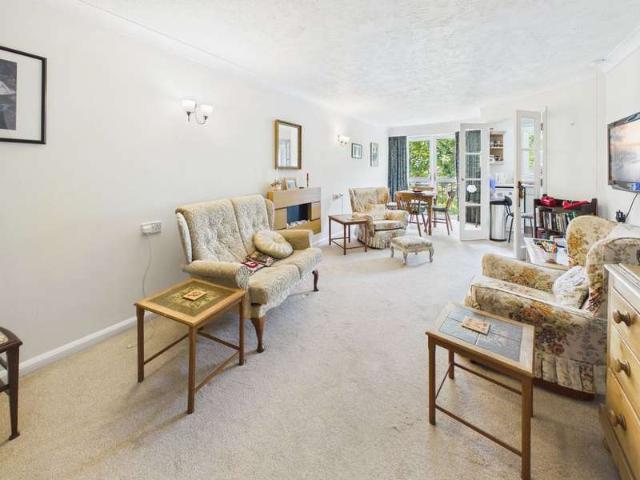 2 Bedroom Property