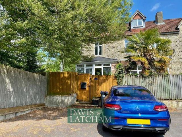 2 Bedroom Property