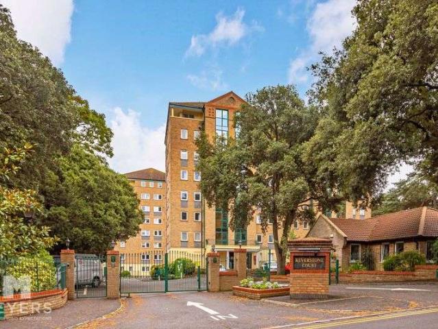 2 Bedroom Property