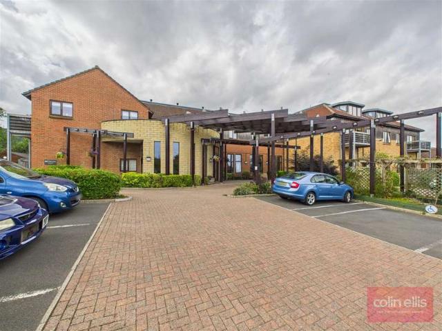 2 Bedroom Property