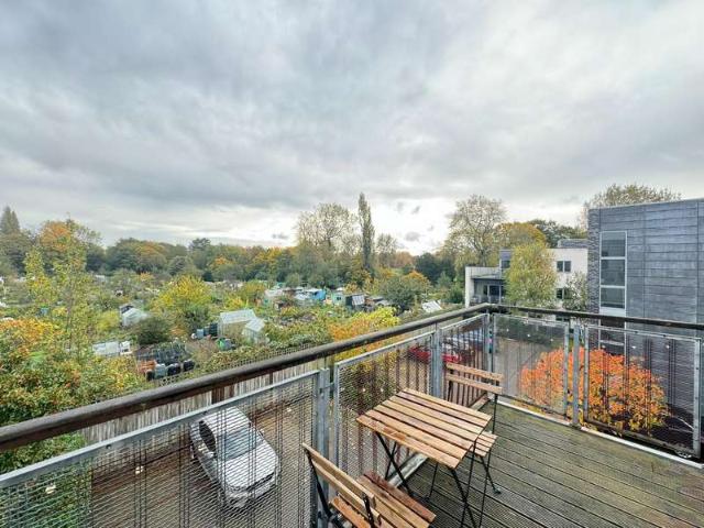 2 Bedroom Property