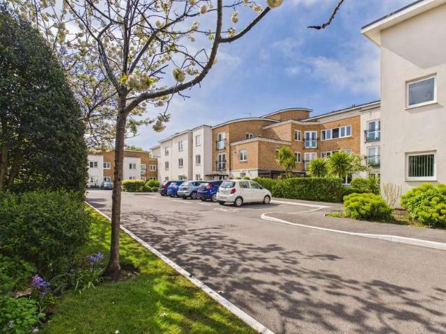 2 Bedroom Property
