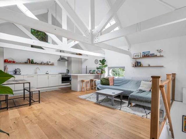 2 Bedroom Property