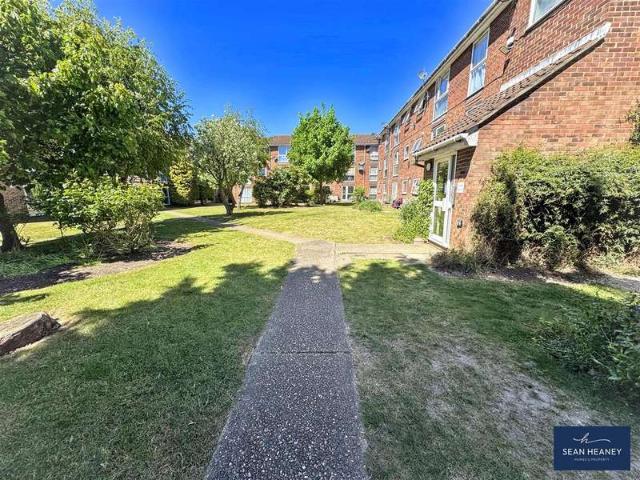 2 Bedroom Property