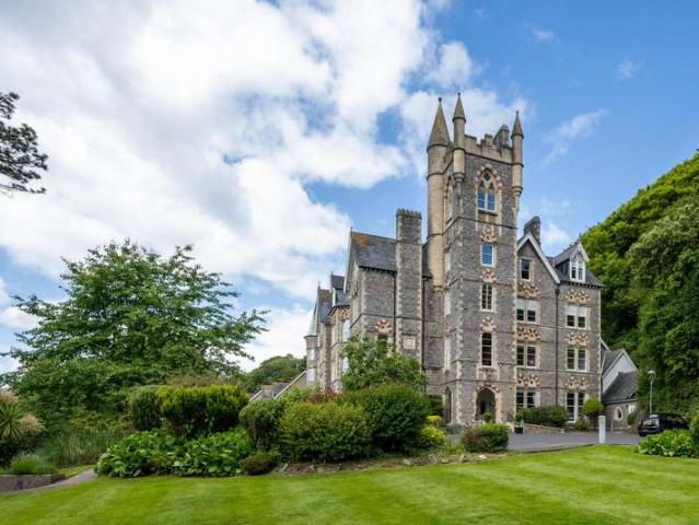 2 Bedroom Property