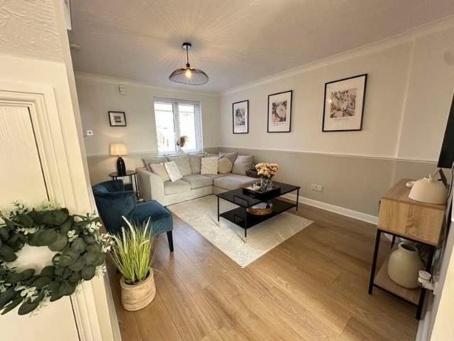 2 Bedroom Property
