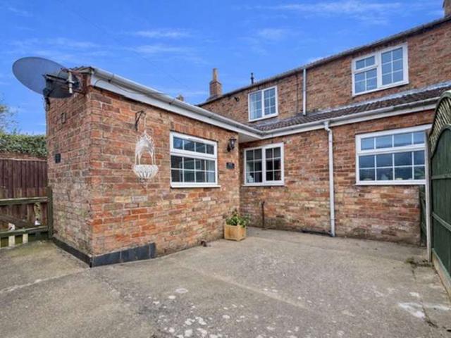 2 Bedroom Property