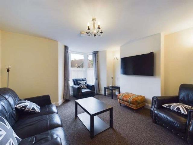 2 Bedroom Property