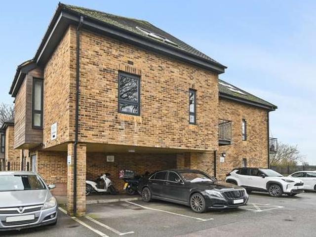 2 Bedroom Property