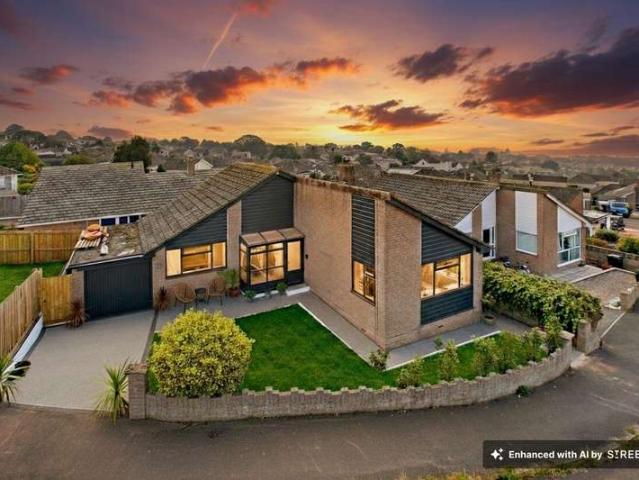 2 Bedroom Property