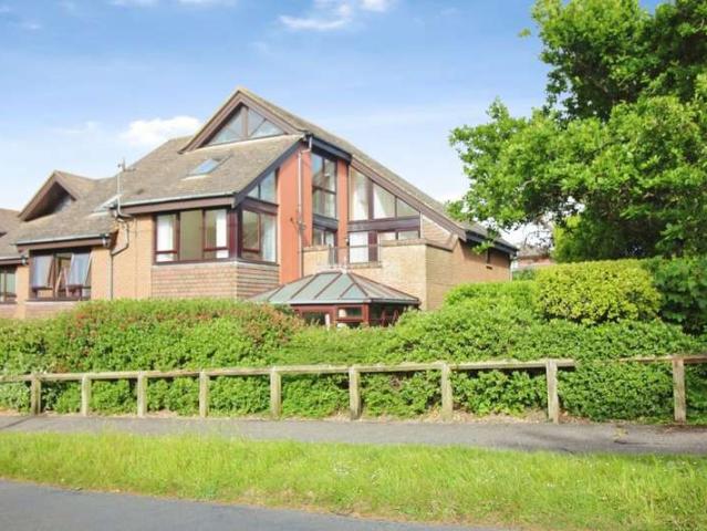 2 Bedroom Property