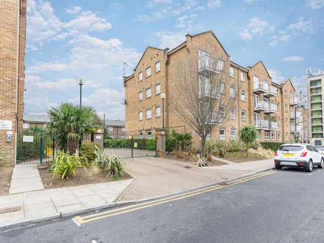 2 Bedroom Property