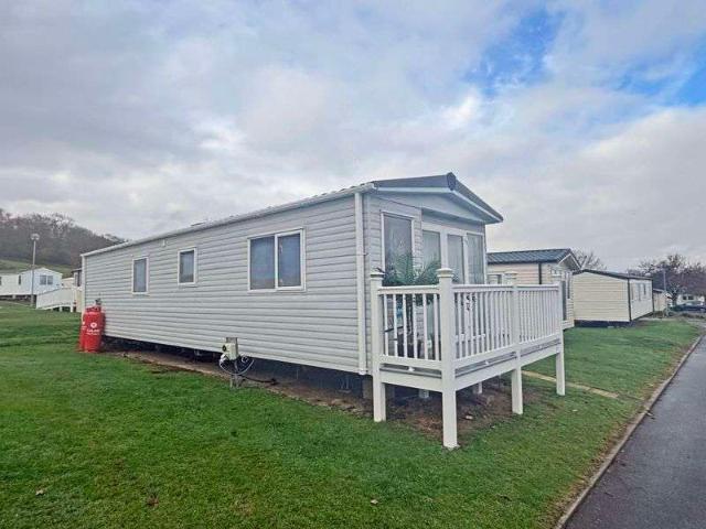 2 Bedroom Property