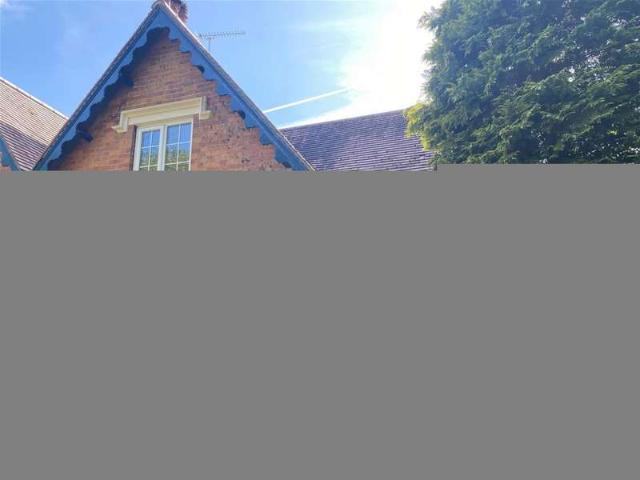 2 Bedroom Property