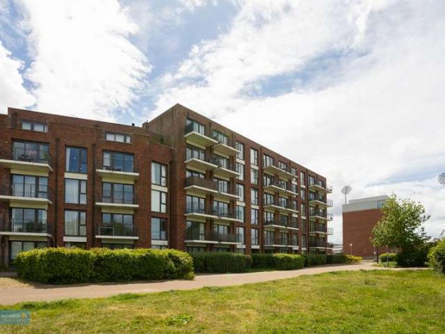 2 Bedroom Property