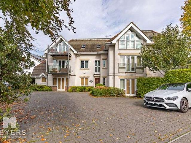 2 Bedroom Property