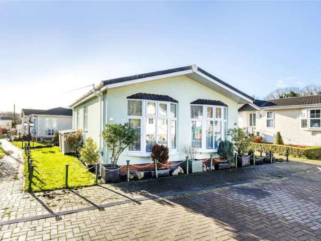 2 Bedroom Property
