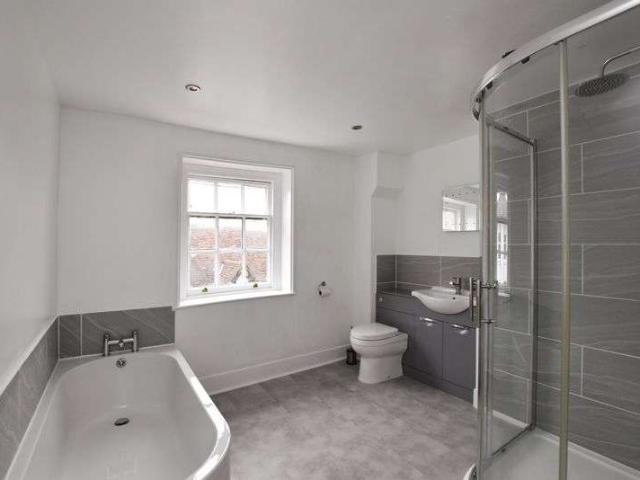 2 Bedroom Property