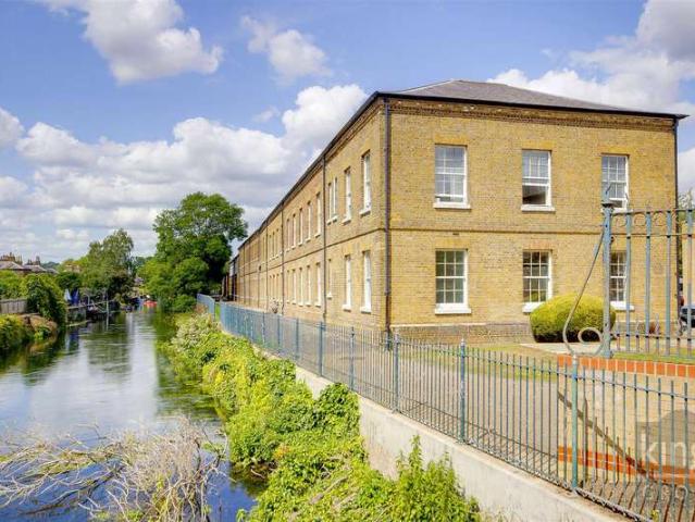 2 Bedroom Property