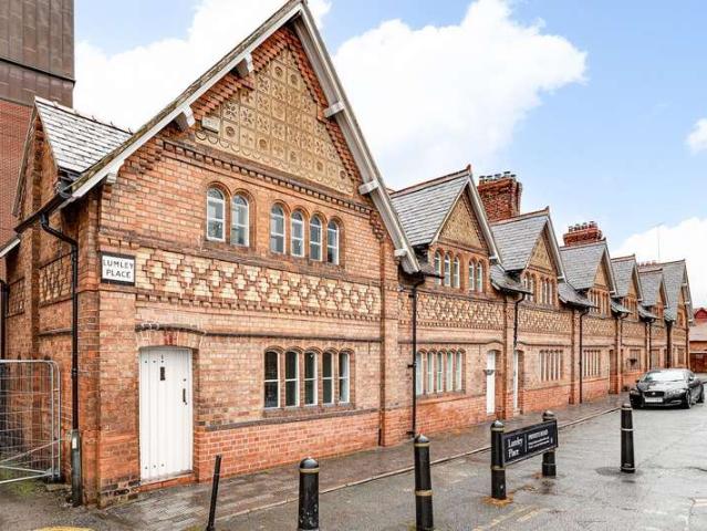 2 Bedroom Property