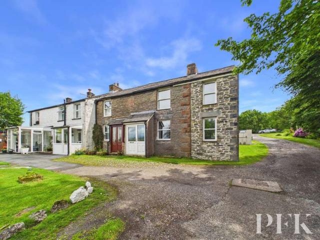 2 Bedroom Property