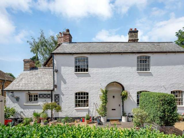 2 Bedroom Property