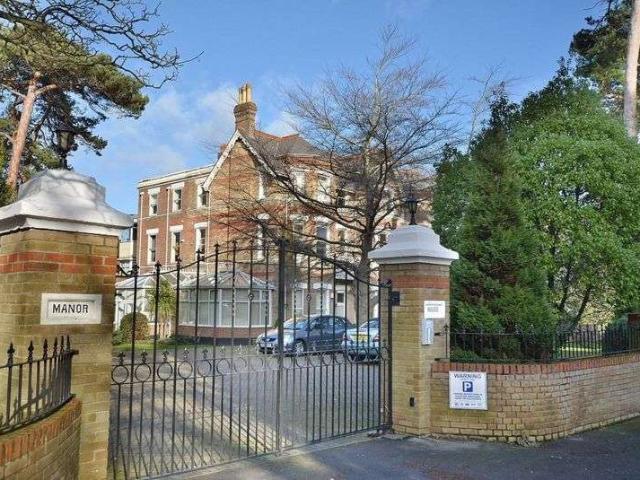 2 Bedroom Property