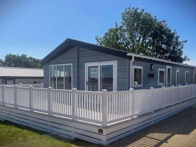2 Bedroom Property