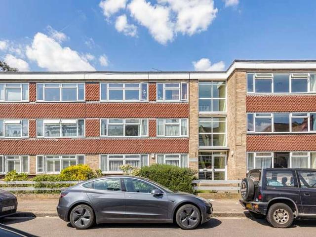 2 Bedroom Property