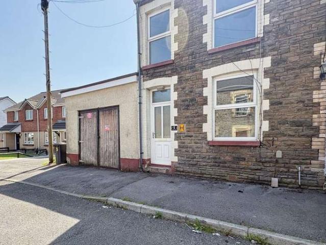 2 Bedroom Property