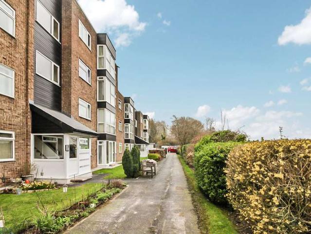 2 Bedroom Property