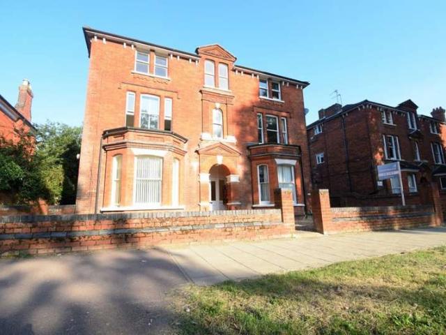 2 Bedroom Property