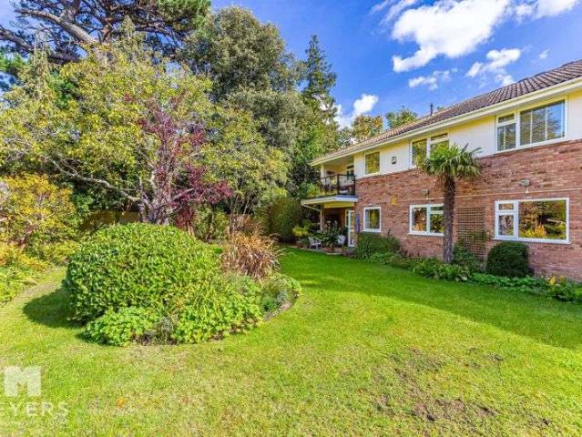 2 Bedroom Property