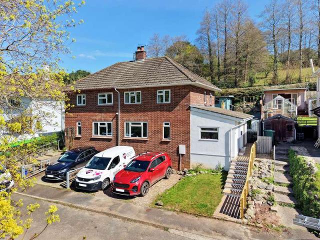 2 Bedroom Property