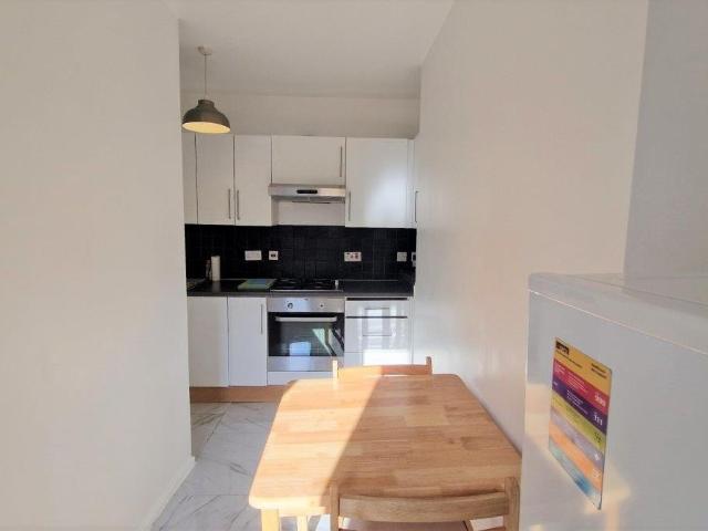 2 Bedroom Property For Rent Camden High Street, London