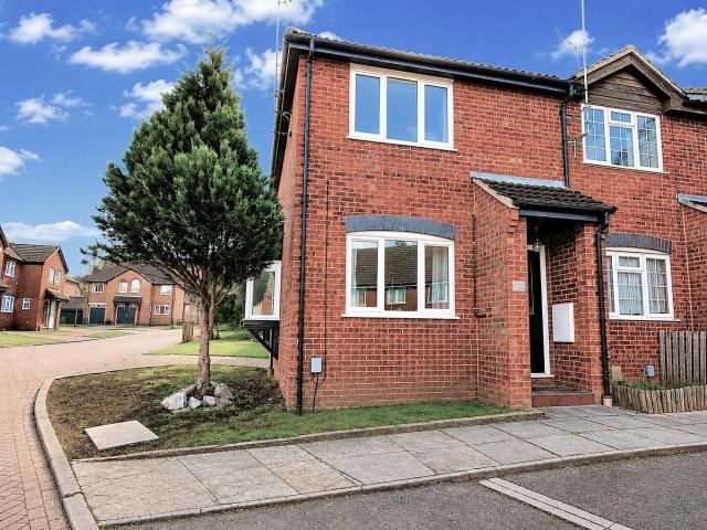 2 Bedroom Property For Rent Benington Close, Bushmead, Luton
