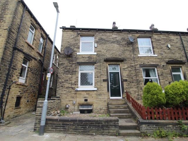 2 Bedroom Property For Rent Emscote Street South, Halifax
