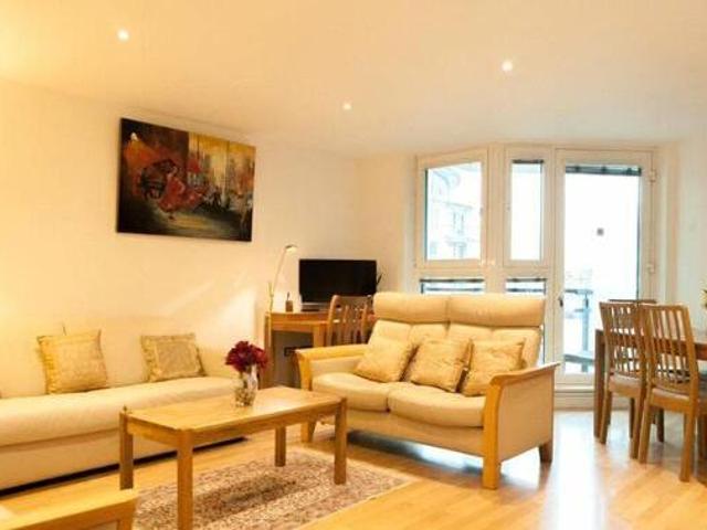 2 Bedroom Property For Rent In 10 St George Wharf, London
