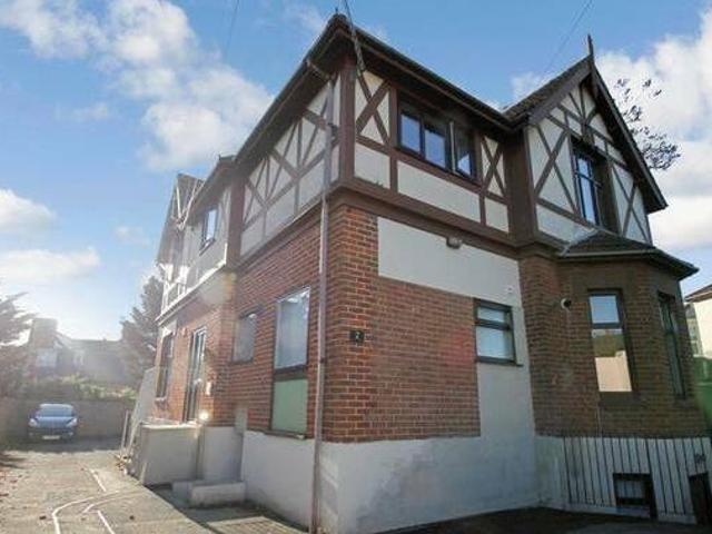 2 bedroom property for rent in Carlton Road Bournemouth BH1