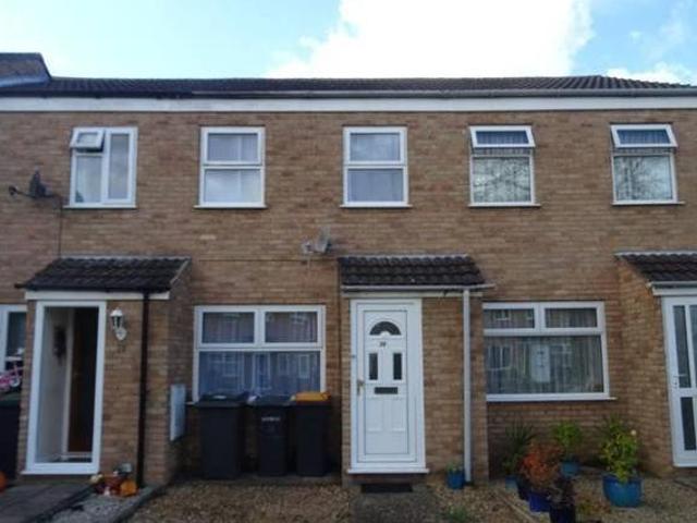 2 bedroom property for rent in Credition Close Bedford MK40