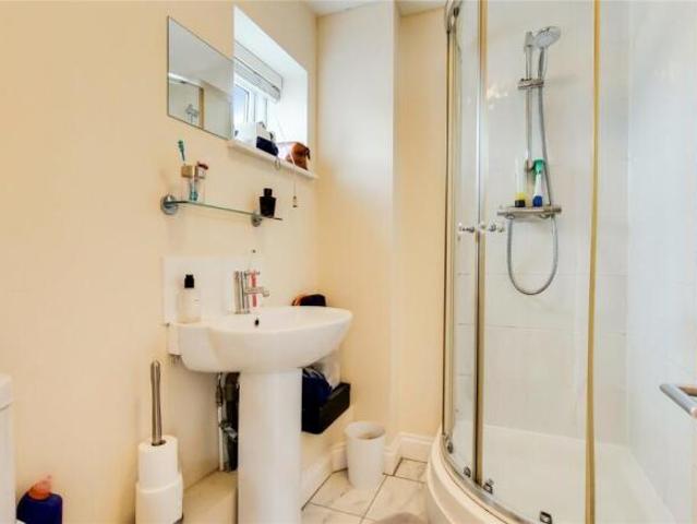 2 bedroom property for rent in Acris Street, SW18