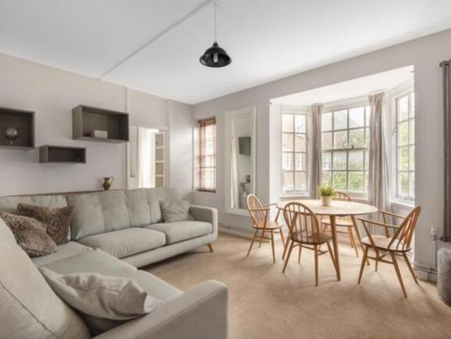 2 bedroom property for rent in Albion Avenue, London, SW8