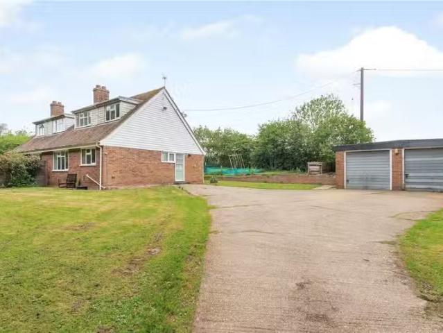 2 bedroom property for rent in Bekesbourne Lane, Littlebourne.