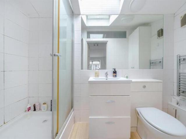 2 bedroom property for rent in George Road, Guildford, GU1