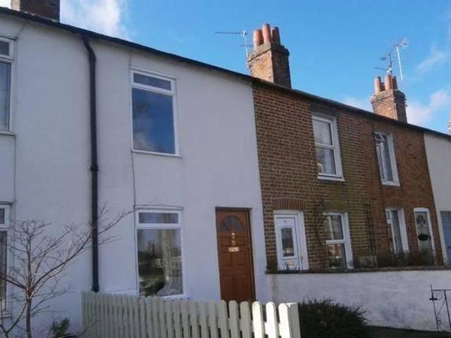 2 bedroom property for rent in Greenham Road Newbury RG14