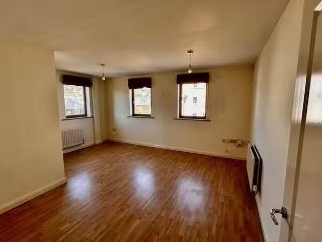 2 bedroom property for rent in Estuary House, Portishead, BS20