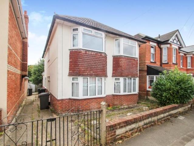 2 bedroom property for rent in Hankinson Road, Bournemouth, BH9